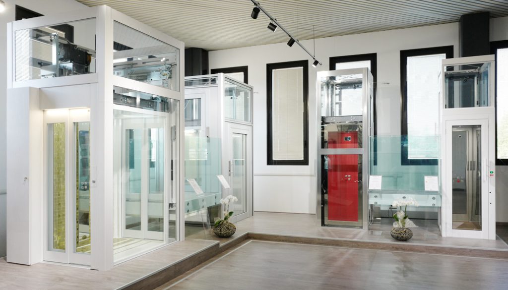 Metallic Structure Elevator